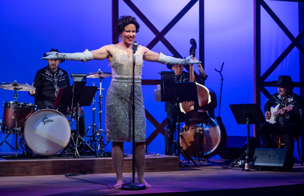 ALWAYS...PATSY CLINE - American Blues Theater